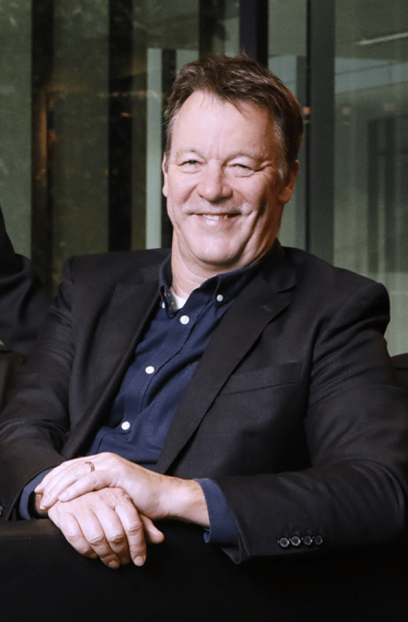 Inspirational Artist Series: Geoff Callard - Auroras & Blossoms